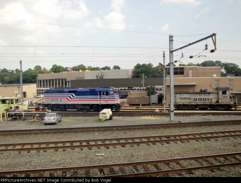 VRE V34 and AMTK 799